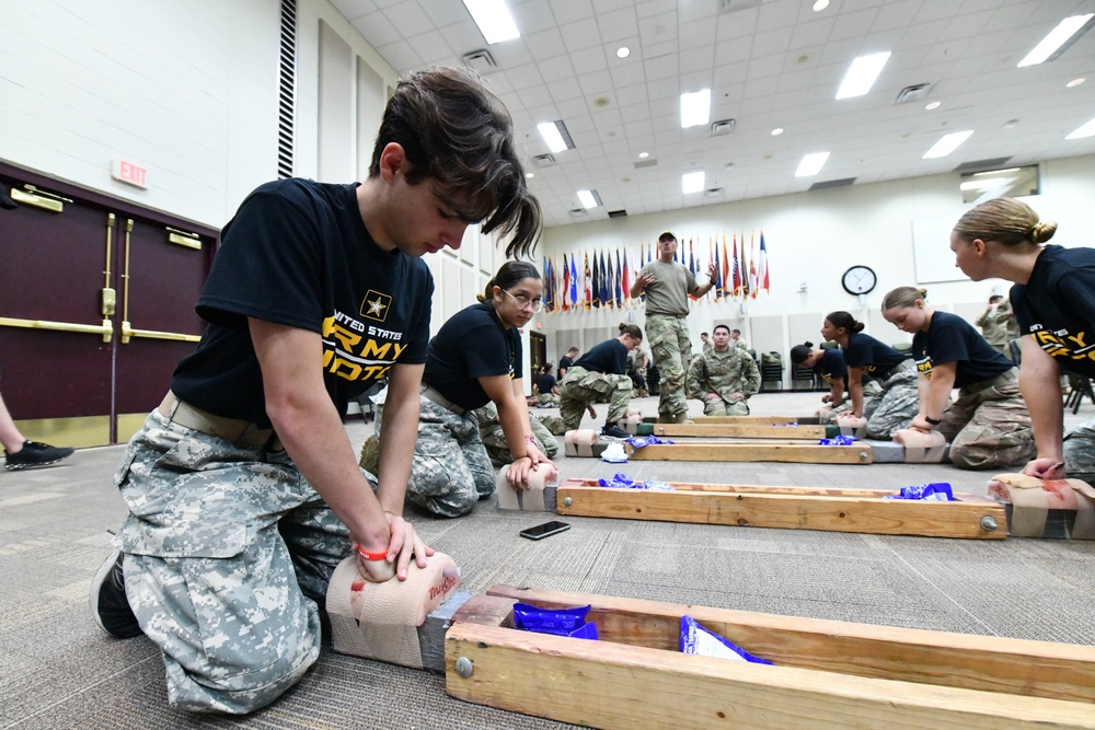 DVIDS - Images - JROTC students visit MEDCoE [Image 2 of 4]