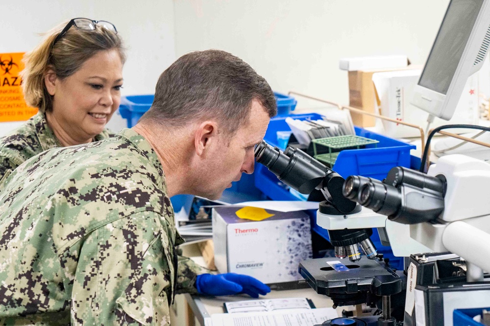 DVIDS - Images - CTF73 Tours USNS Mercy [Image 3 of 4]
