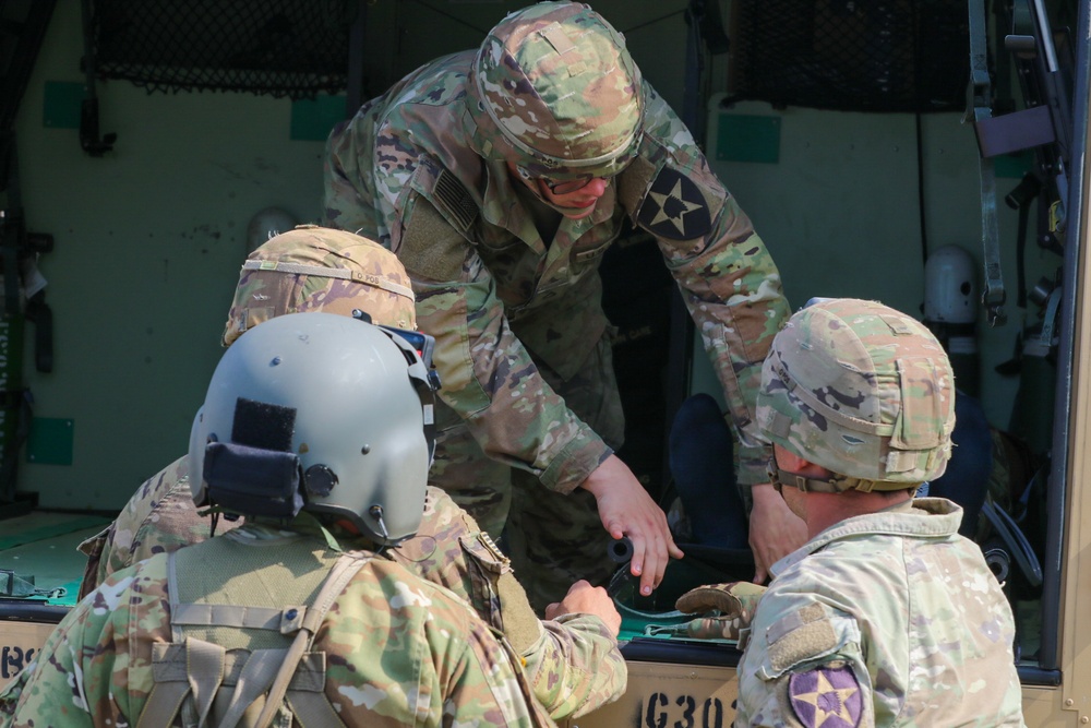 DVIDS - Images - Arctic Dustoff training in the tropics [Image 6 of 6]