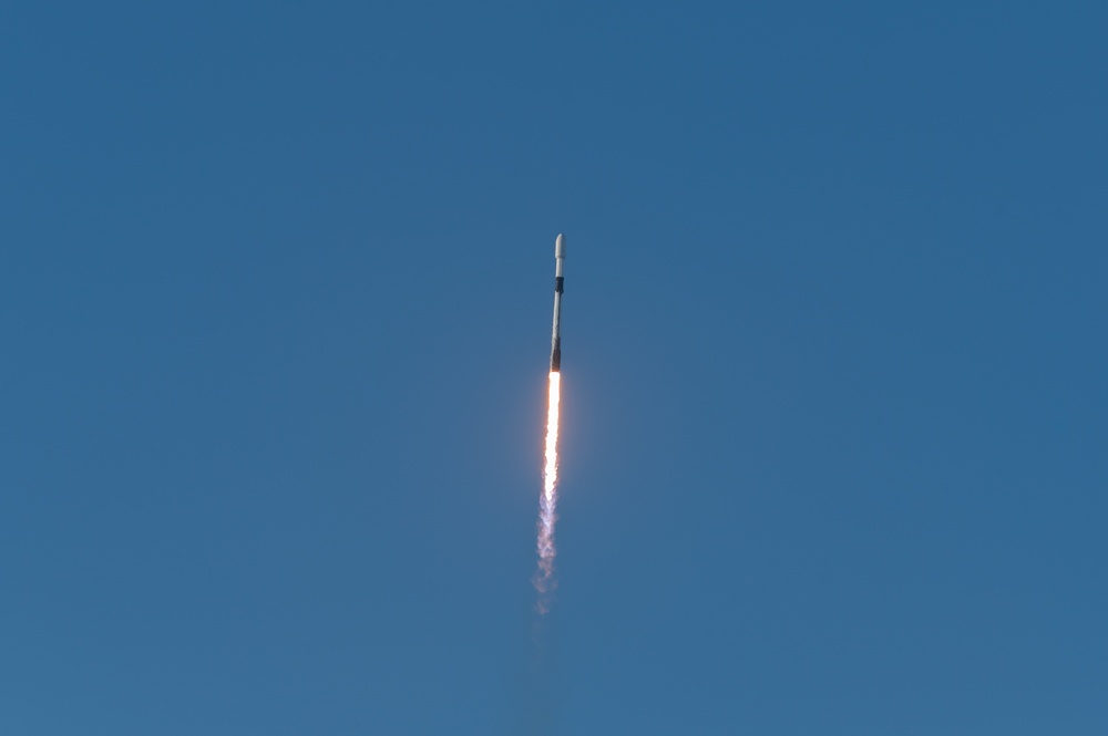 DVIDS - Images - Space Launch Delta 45 supports successful Falcon 9 KPLO launch [Image 3 of 3]