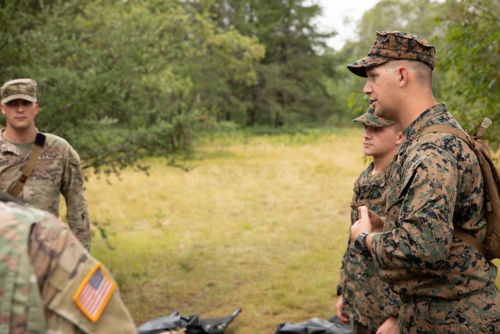 DVIDS - Images - Combat Logistics Regiment 45 Teach a Search and Recovery Exercise to the 1st ...
