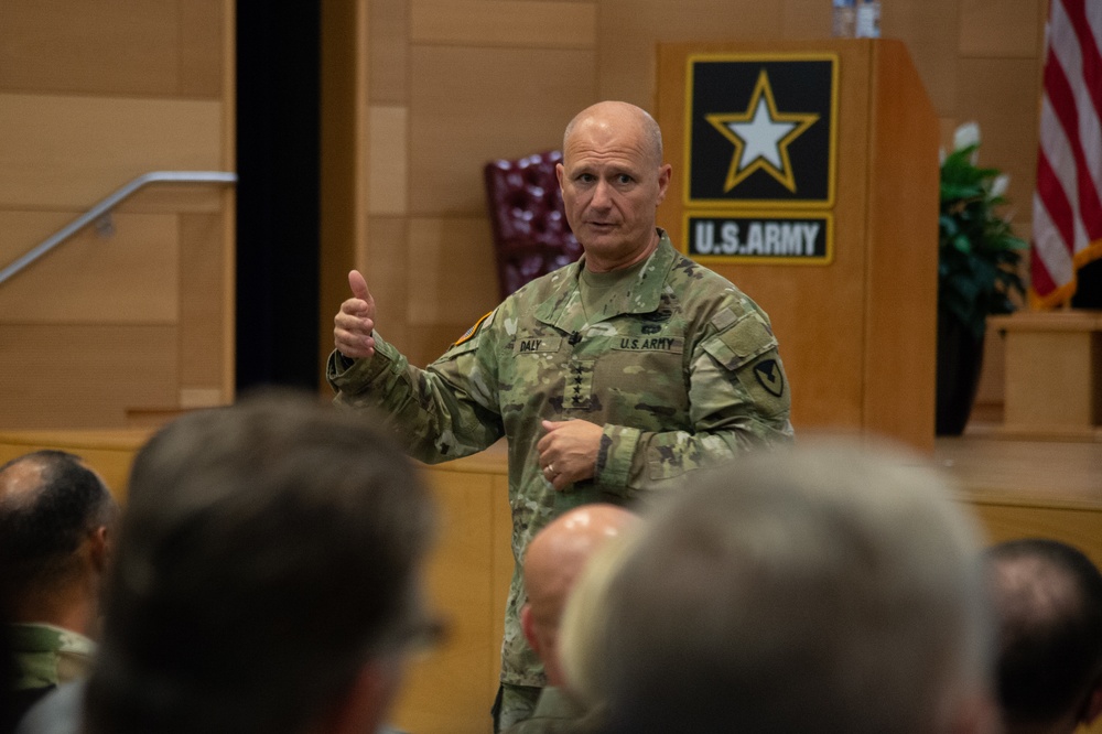 DVIDS - Images - Army’s senior sustainer justifies new command initiative to CECOM workforce