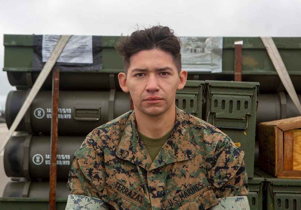 DVIDS - Images - Marines with Marine Light Attack Helicopter Squadron ...