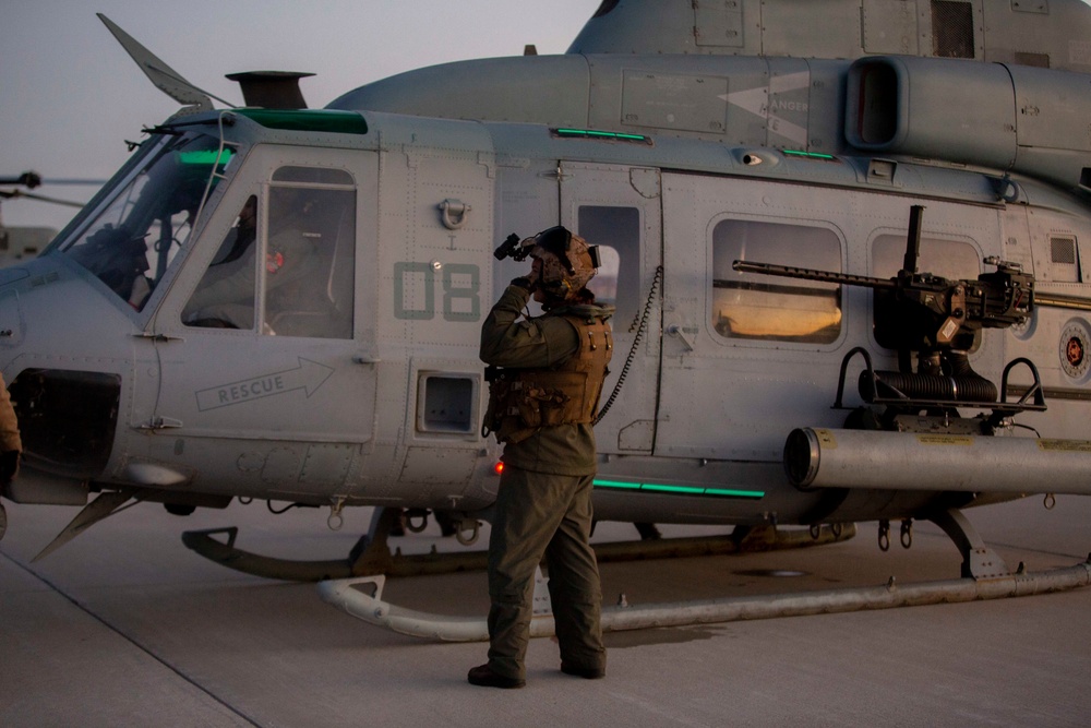 DVIDS - Images - Marines with Marine Light Attack Helicopter Squadron ...