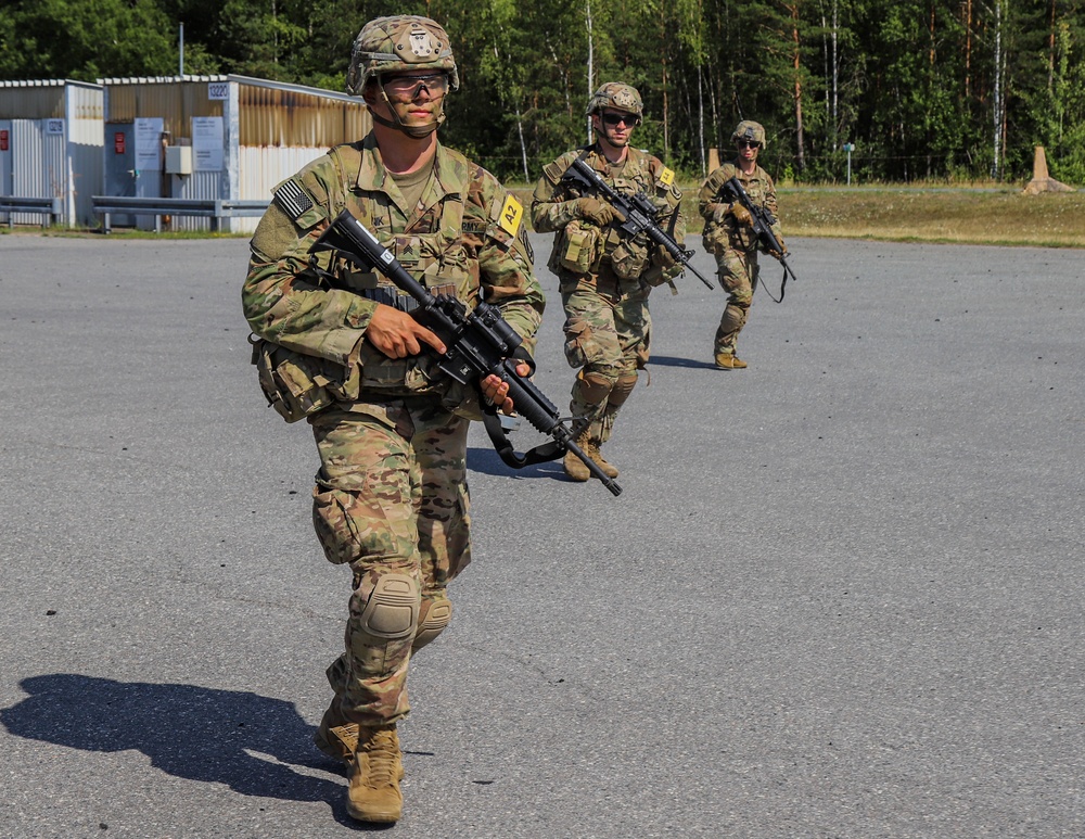 DVIDS - Images - USAREUR-AF Best Squad 2022 Weapons Lane Event [Image 7 ...