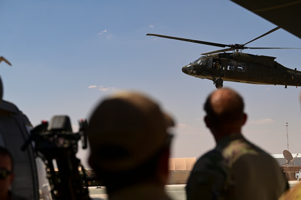 DVIDS - Images - Joint Service Hoist Training [Image 2 of 24]