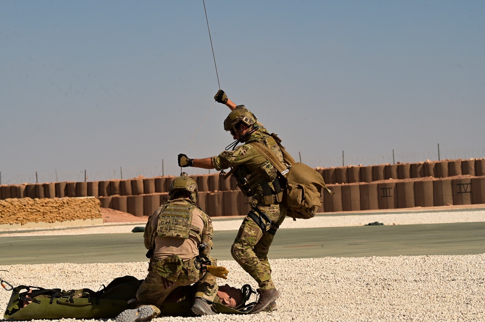 DVIDS - Images - Joint Service Hoist Training [Image 12 of 24]