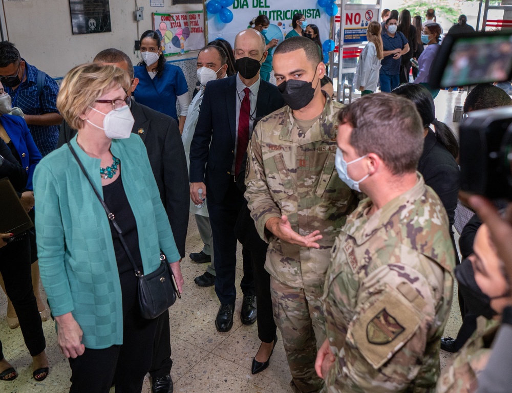 DVIDS - Images - HEART 22 holds closing ceremony in Honduras [Image 2 of 8]