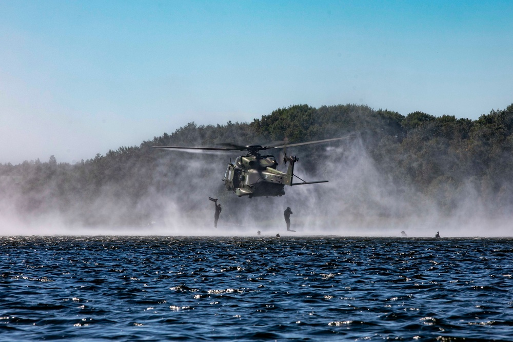 DVIDS - Images - Recon Helocast Rehearsal [Image 1 of 10]