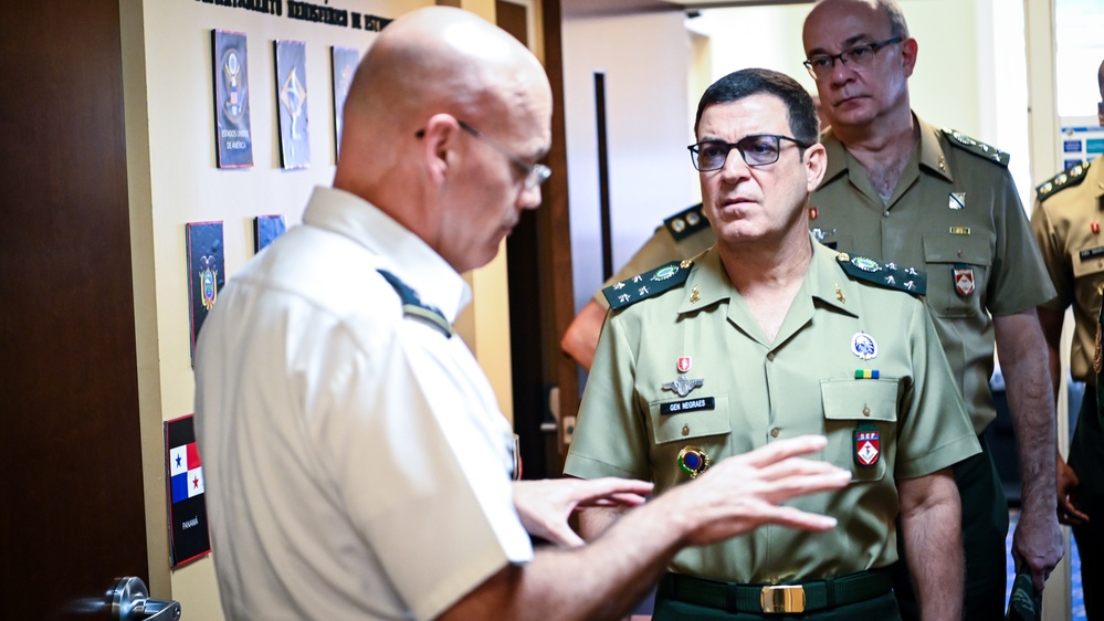 DVIDS - Images - Brazilian General Sergio Negraes Visit the IADC [Image ...