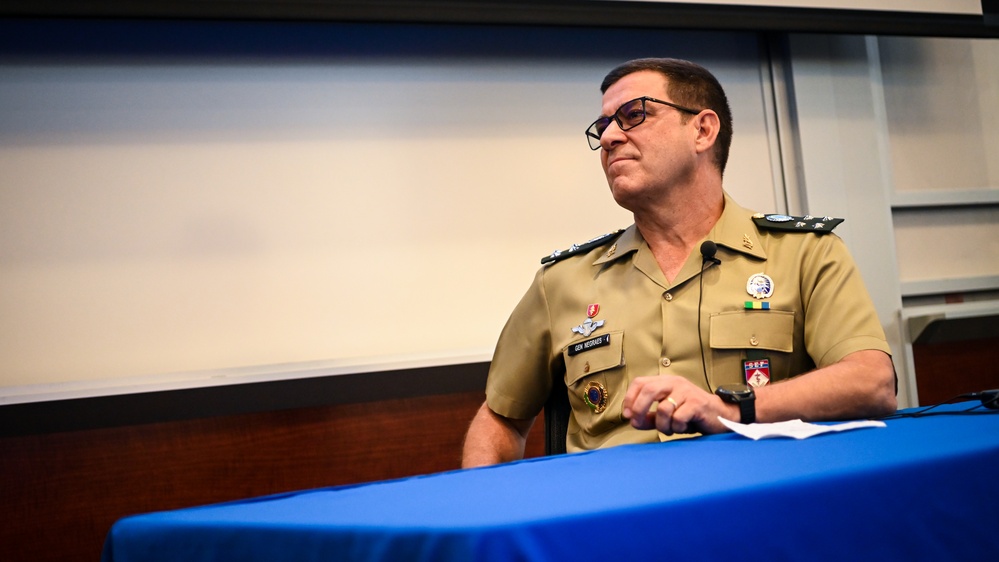 DVIDS - Images - Brazilian General Sergio Negraes Visit the IADC [Image ...