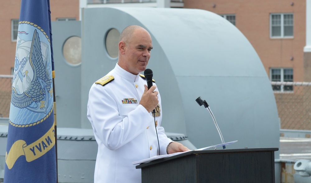 DVIDS - Images - Battleship Sailor retirement ceremony [Image 3 of 5]