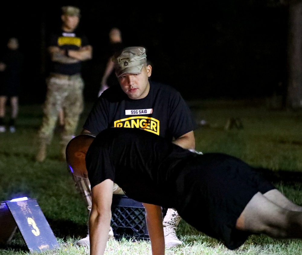 DVIDS - Images - Paratroopers Participate in SURT course [Image 10 of 10]