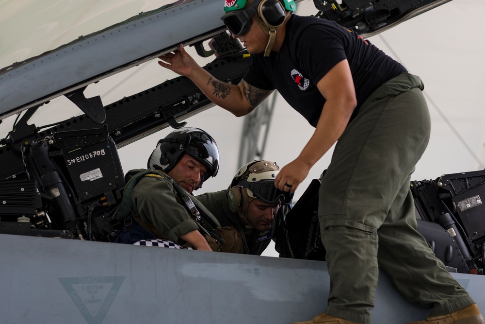 DVIDS - Images - VMFA(AW)-533 conduct Incentive Flights [Image 7 of 17]