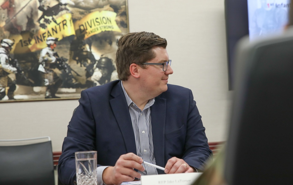 DVIDS - Images - Congressman LaTurner Visits the 1st Infantry Division ...