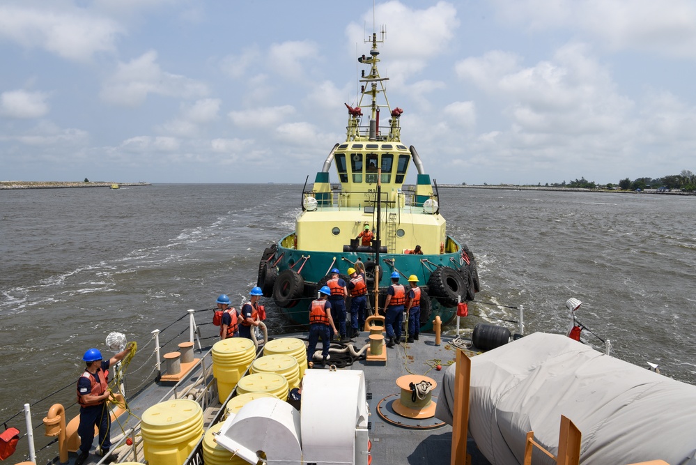DVIDS - Images - U.S. Coast Guard Cutter Mohawk - AFRICOM Patrol [Image ...