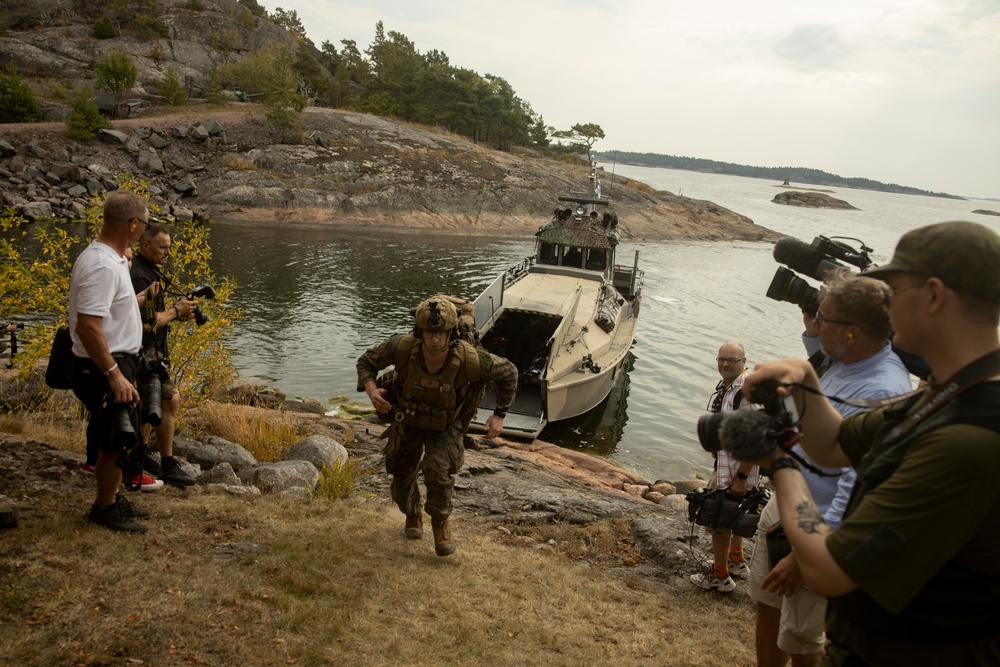 DVIDS - Images - Media Day [Image 8 of 9]
