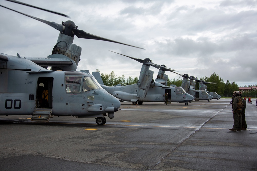 DVIDS - Images - Marine Ospreys Straddle the Arctic and the Indo ...