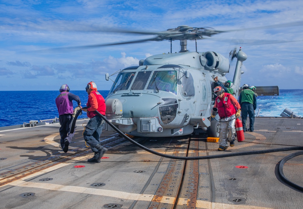 DVIDS - Images - USS Antietam (CG 54) Flight Quarters [Image 5 of 8]
