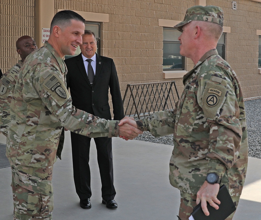 DVIDS - Images - Lt. Gen. Patrick Frank visits Camp Arifjan, Kuwait