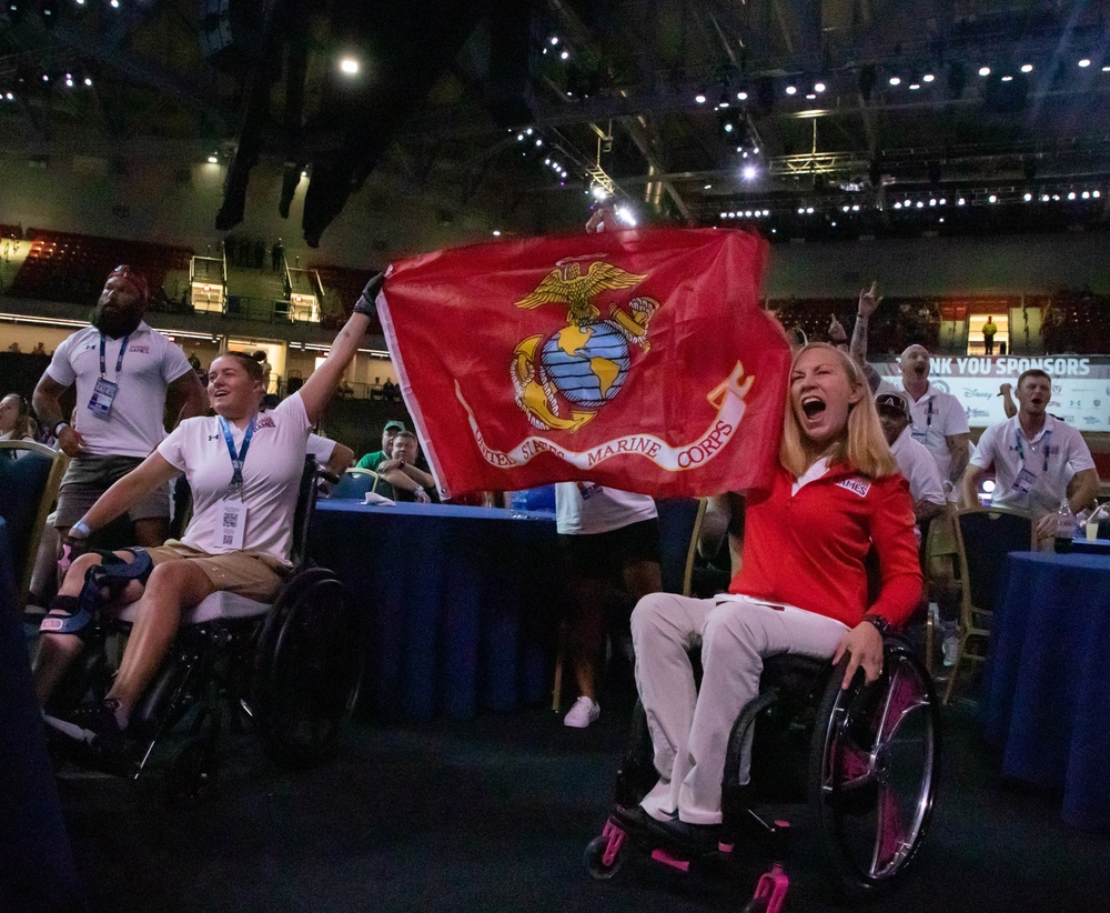 DVIDS - Images - 2022 DoD Warrior Games Team Marine Corps - Opening Ceremony [Image 5 of 7]