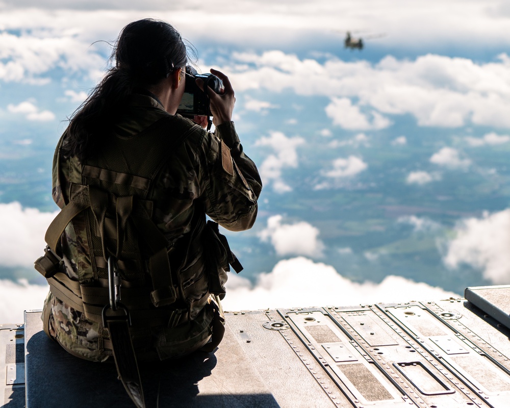 DVIDS - Images - HEART 22 flies to Guatemala [Image 2 of 2]