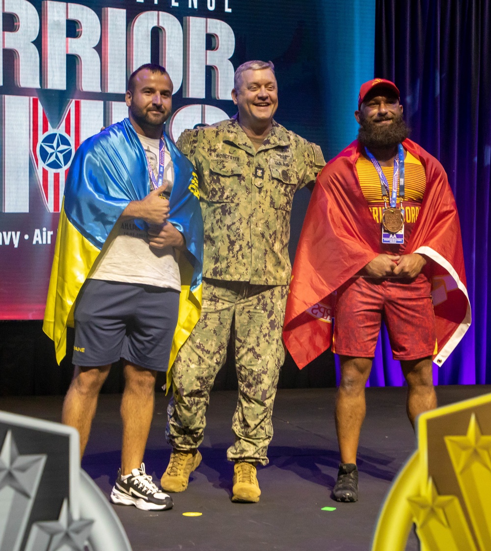 DVIDS - Images - 2022 DoD Warrior Games Team Marine Corps - Powerlifting Competition Award ...
