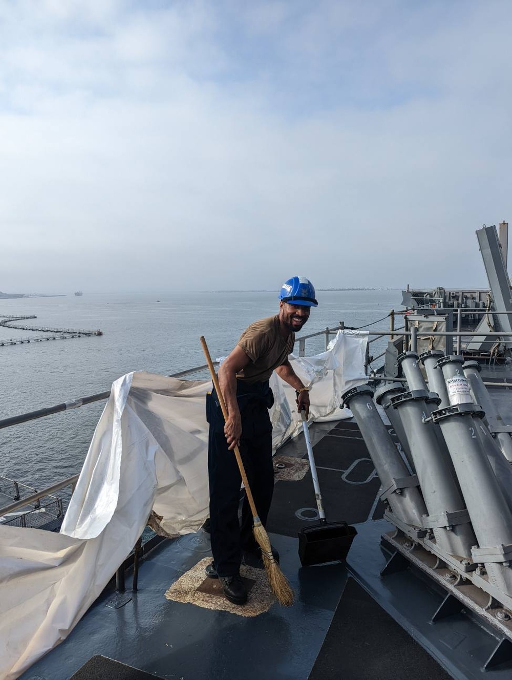 DVIDS - Images - TOP SIDE FEILD DAY [Image 5 of 6]