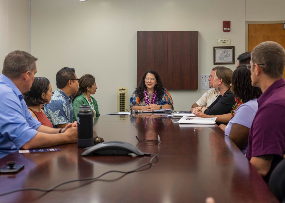 DVIDS - Images - U.S. SBA Administrator, Congressman Ed Case Meet With ...