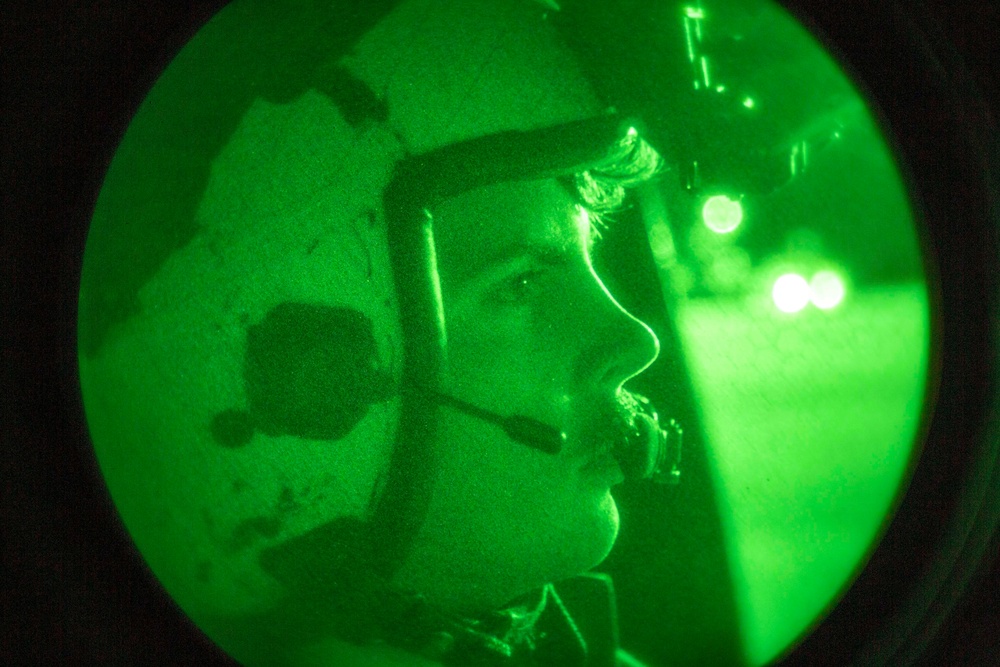 DVIDS - Images - Marines with Marine Light Attack Helicopter Squadron ...