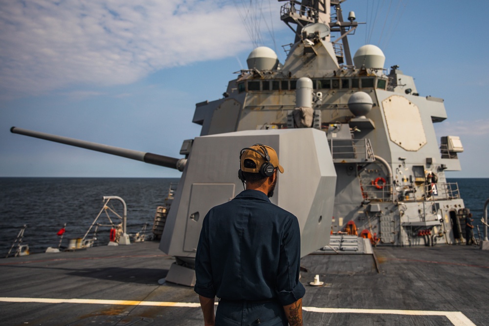 DVIDS - Images - USS Paul Ignatius (DDG 117) Sailors Perform their ...