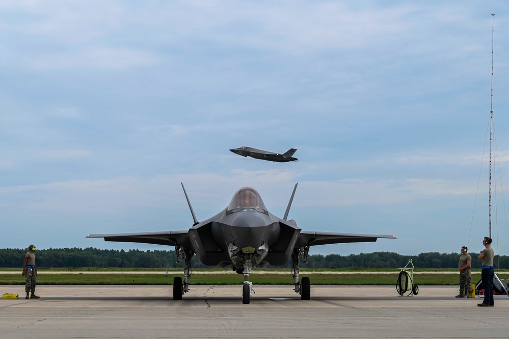 DVIDS - Images - 58th FS at Northern Lightning 2022 [Image 8 of 13]
