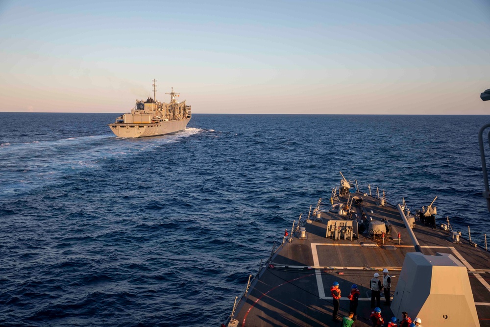 DVIDS - Images - USS Farragut (DDG 99) Performs Replenishment-at-Sea ...