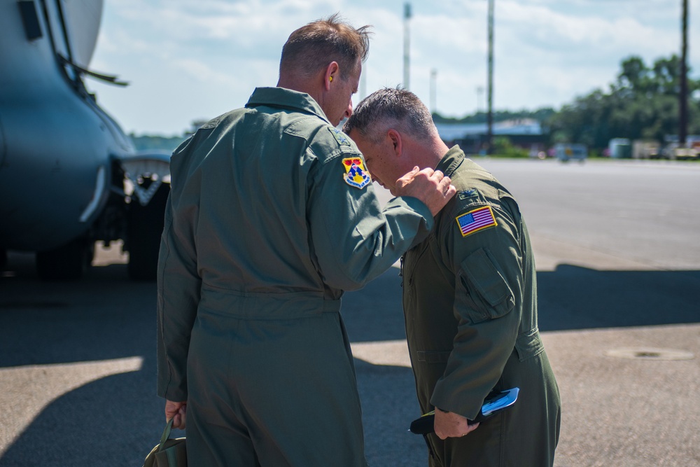 DVIDS - Images - 18th AF commander visits JB Charleston [Image 4 of 9]