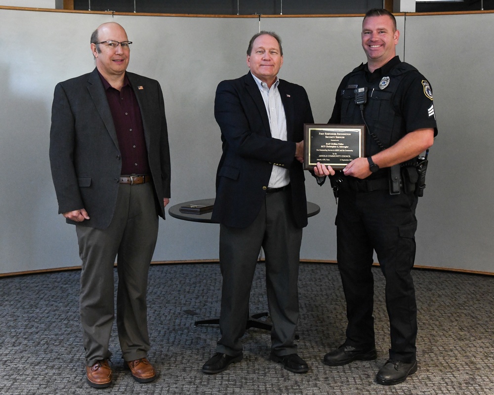 DVIDS - Images - Arnold Community Council recognizes AEDC first ...