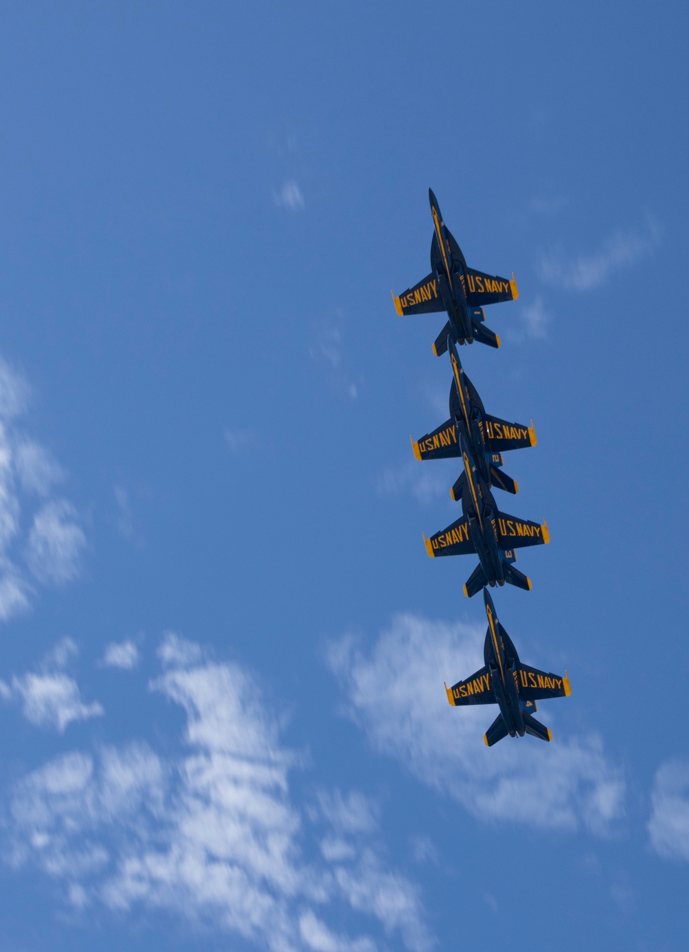 DVIDS - Images - Miramar 2022 Airshow: Blue Angels 9/24 [Image 6 of 8]