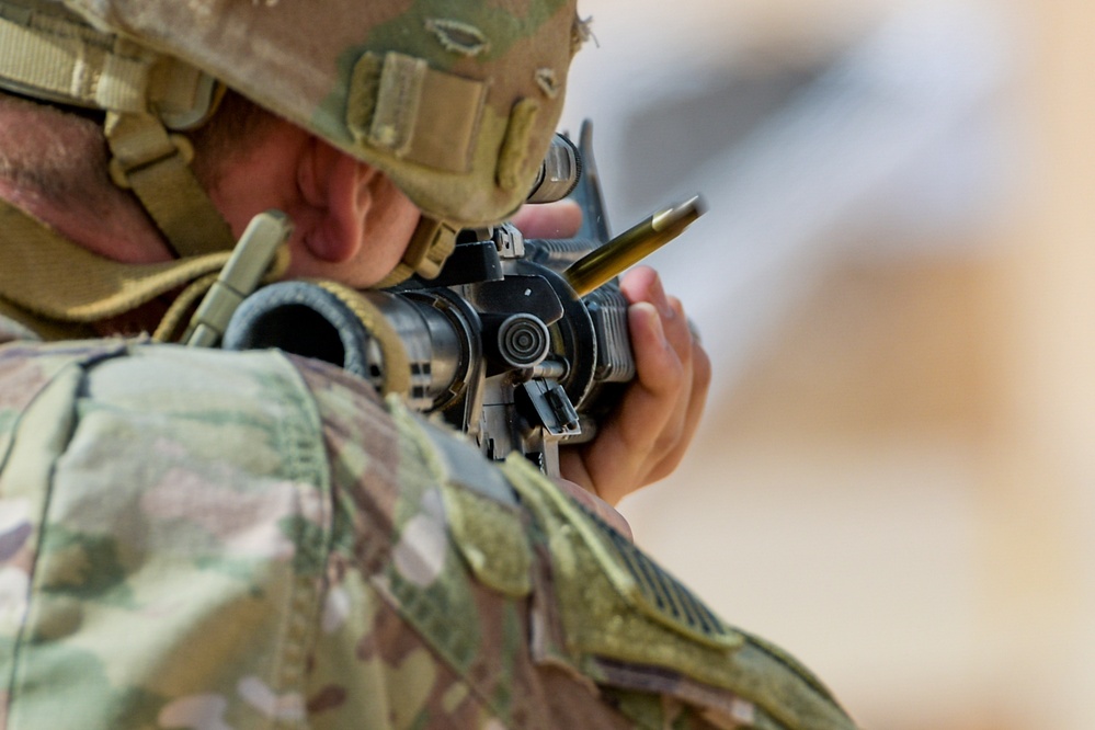 DVIDS - Images - Task Force Americal weapons training [Image 16 of 20]