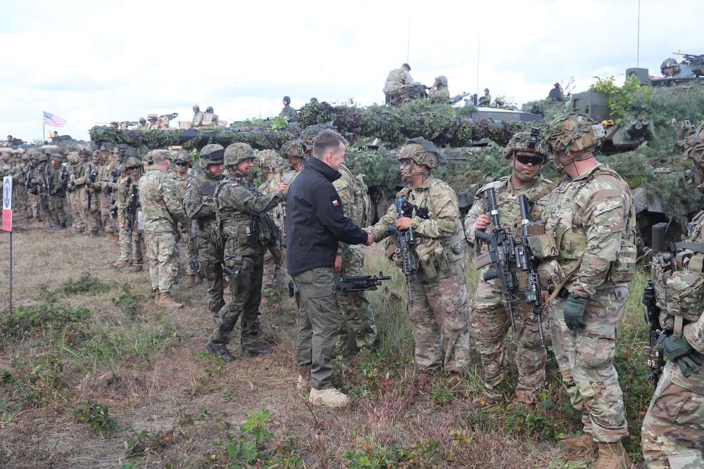 DVIDS - Images - Training Together Iron Strong [Image 1 of 2]