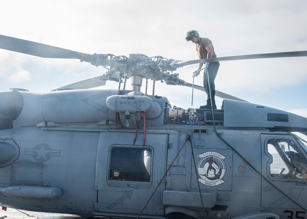 DVIDS - Images - U.S. Sailor Performs Maintenance On An MH-60R Sea Hawk ...