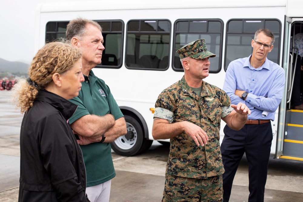 DVIDS - Images - Wasserman-Schultz and Professional Staff Members visit ...