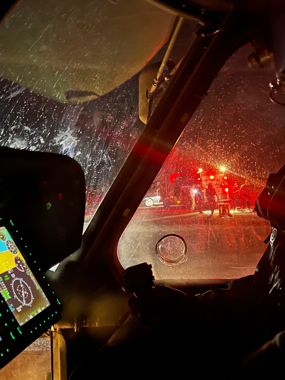 Dvids Images Coast Guard Rescues 2 Mariners Near Venice La