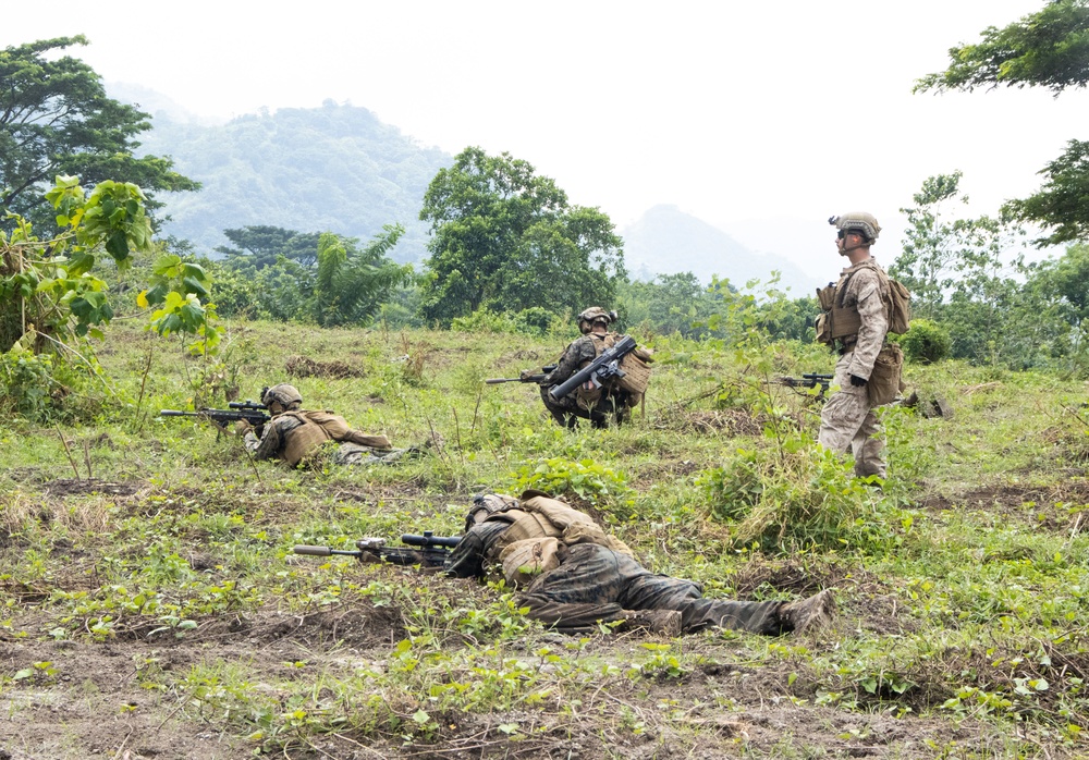 DVIDS - Images - CALFEX Live Fire for KAMANDAG [Image 7 of 7]