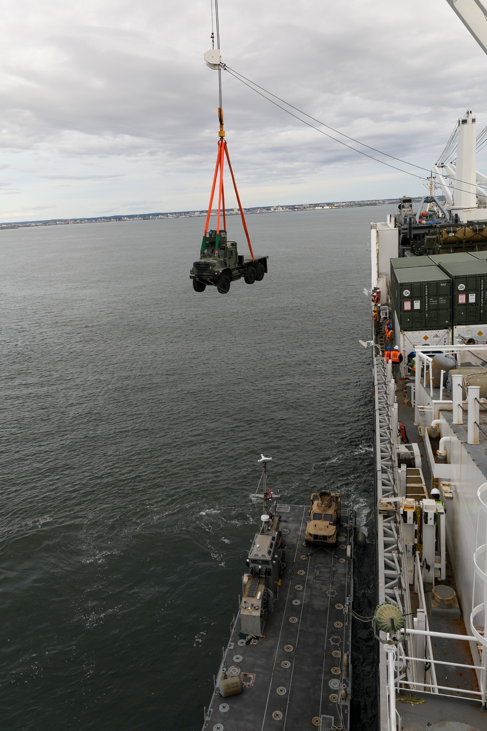 DVIDS - Images - Resolute Dragon 22 | Marines and Sailors on USNS Dahl ...