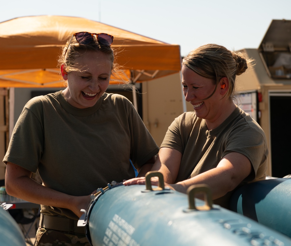 DVIDS - Images - Munitions build team makes history at 122nd FW [Image ...