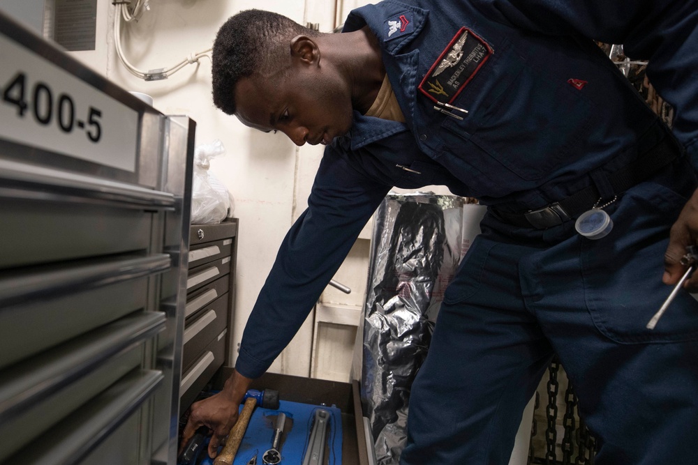 DVIDS - Images - Tripoli Sailors Perform Daily Maintenance [Image 1 of 12]