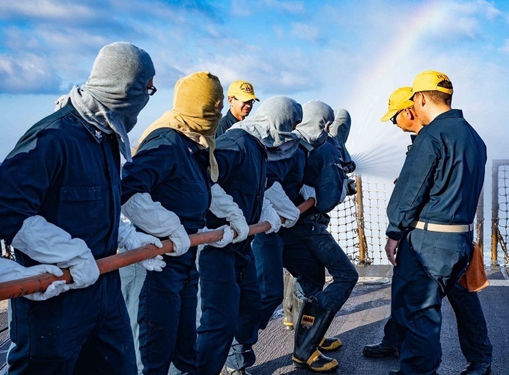 DVIDS - Images - USS Truxtun (DDG 103) Daily Operations [Image 3 of 4]