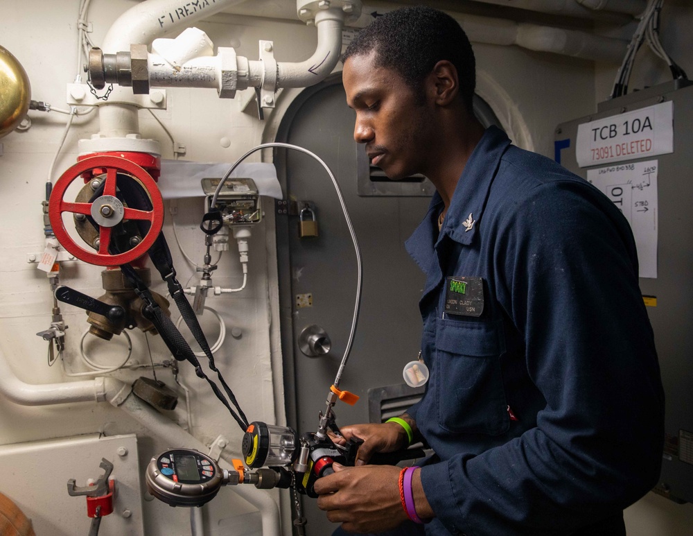 DVIDS - Images - USS Nitze Daily Operations [Image 4 of 5]