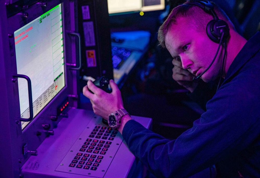 DVIDS - Images - USS Chancellorsville Conducts PACFIRE [Image 4 of 5]