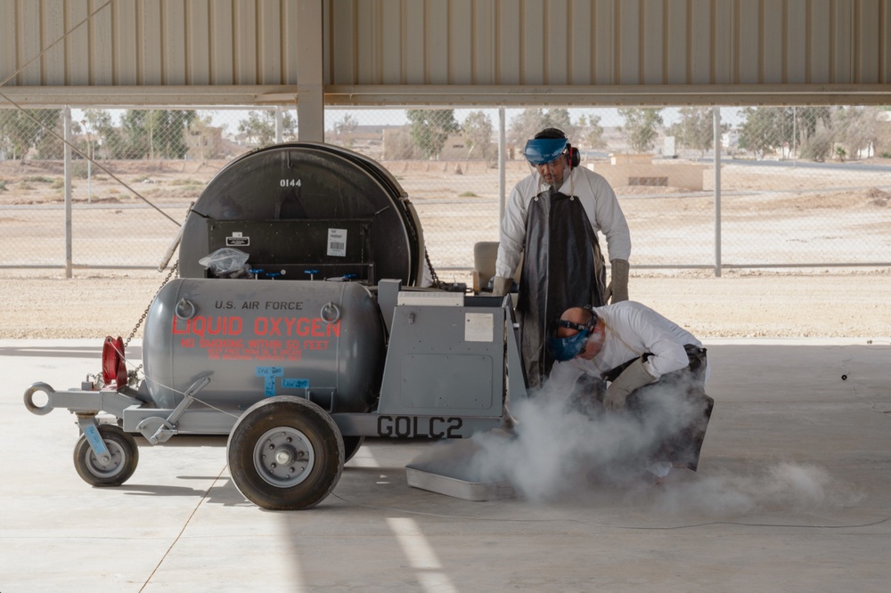 DVIDS - Images - Fuels Airmen Perform Liquid Oxygen Test [Image 3 of 3]