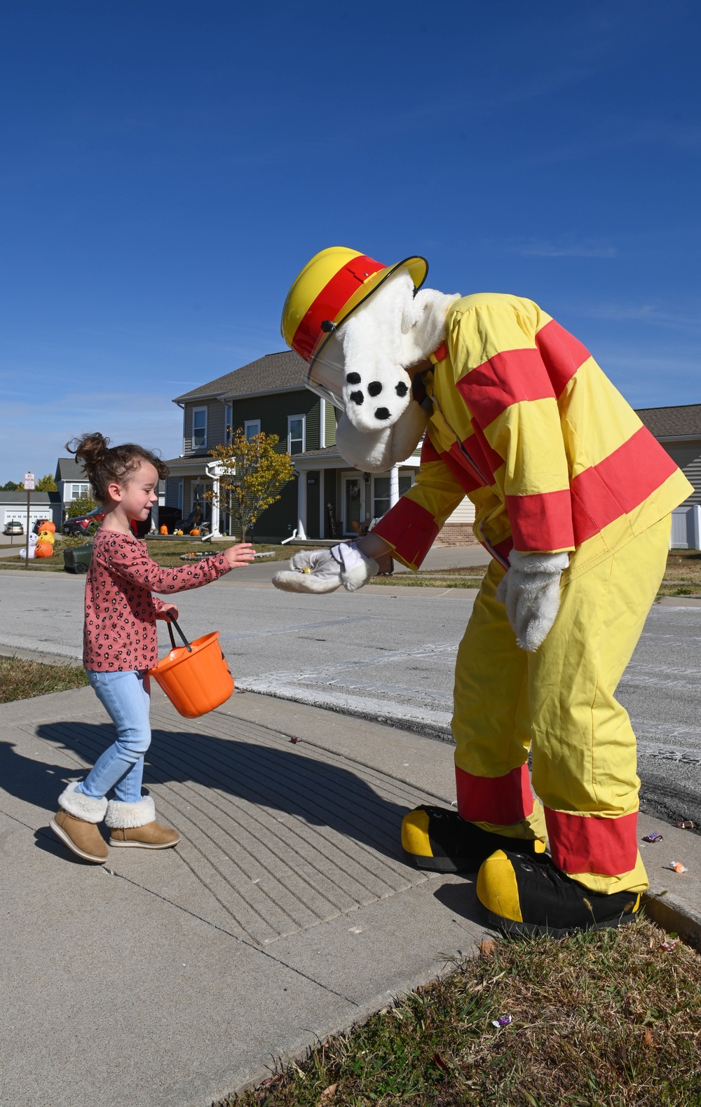 DVIDS - Images - Fire Prevention Week Parade [Image 4 of 8]